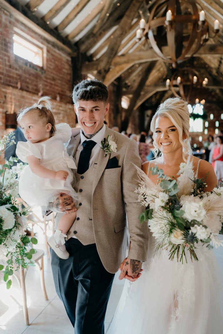 Grangefields Barn wedding; a summer Cripps & Co Celebration - Love ...